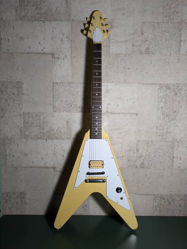 Greco FV600 Flying V 1982 White 1H MOD MIJ Japan Vintage | Reverb