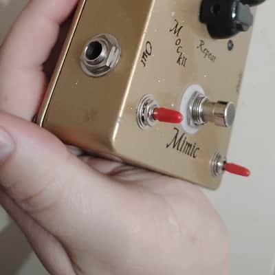 Circuit Bent HomeBrew Electronics Mimic Delay II | Reverb
