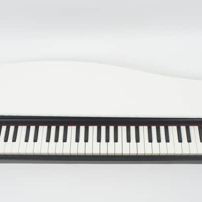 [SALE Ends Jan 17] KORG microPIANO WHITE Digital Mini | Reverb Canada