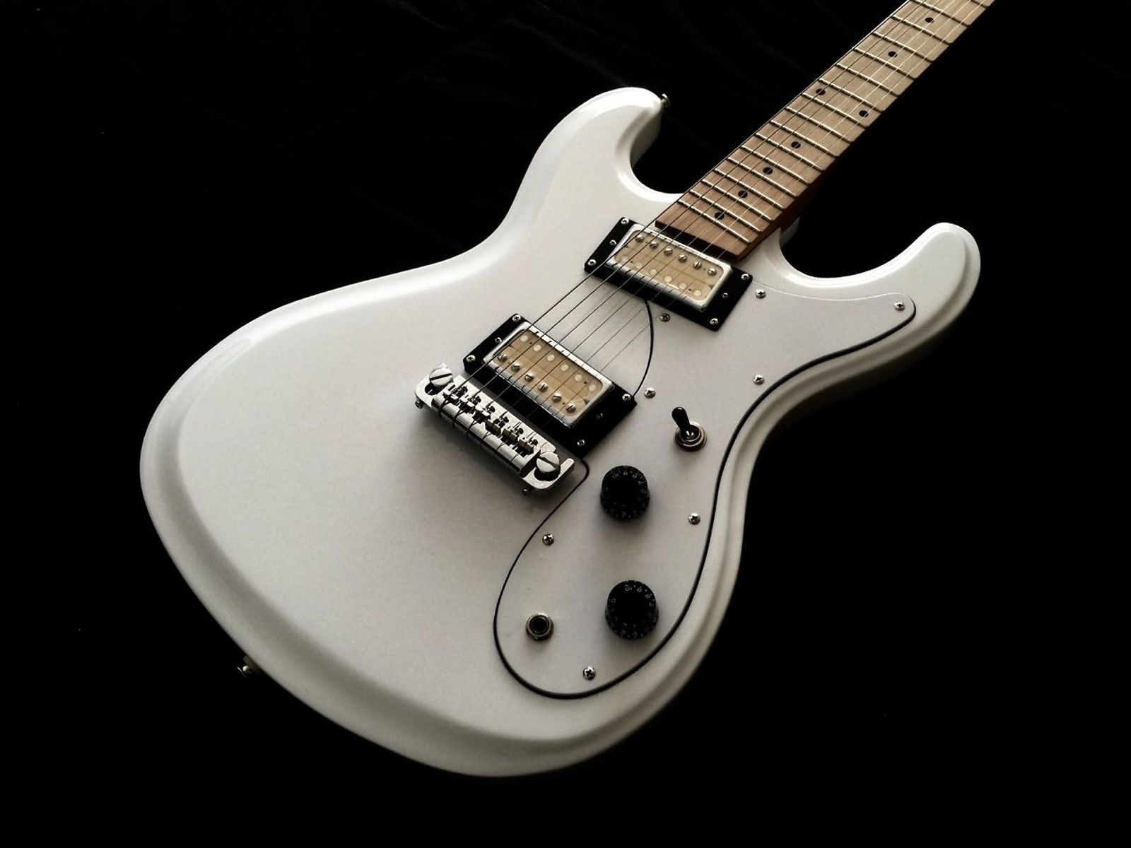 Eastwood Hi-Flyer Phase IV | Reverb