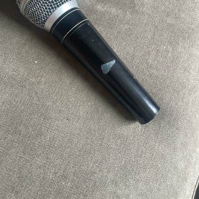 Unknown Generic Dynamic Microphone | Reverb