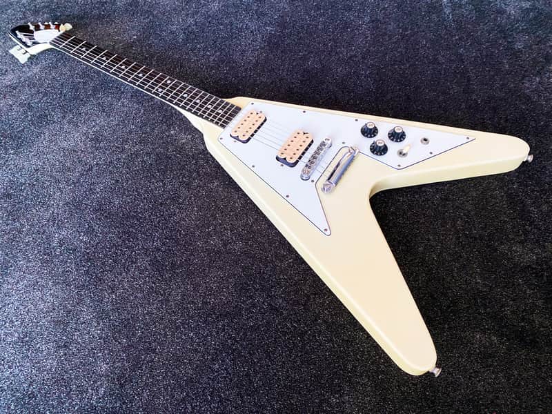 Aria Pro II FV-550 Flying V - Vintage White - EXCELLENT | Reverb