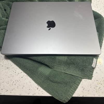 Apple MacBook M1 Pro Chip 2021 - 1 TB SSD | Reverb