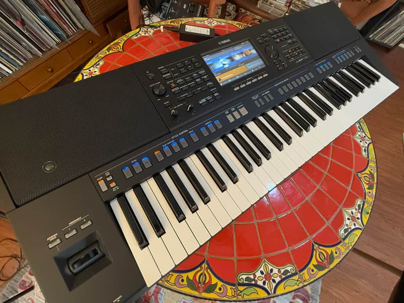 Yamaha PSR-SX720 61-Key Arranger Workstation EXCELLENT - LOW | Reverb