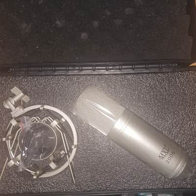 MXL 2006 Condenser Microphone with Mount and Case | Reverb