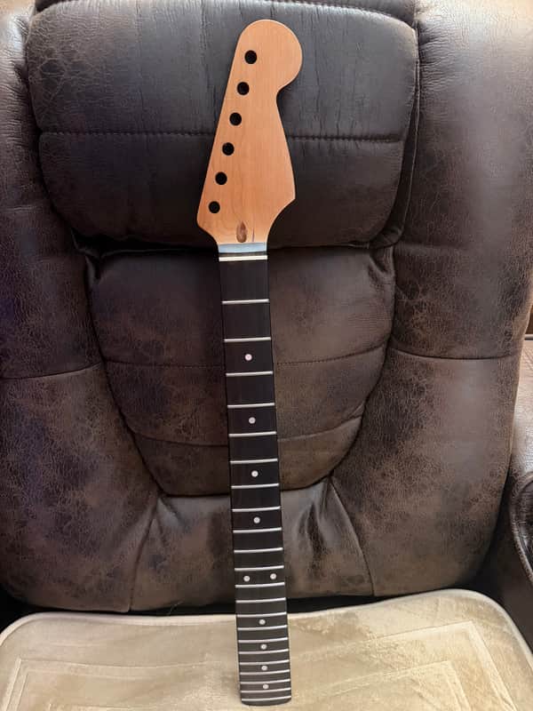 Roasted Stratocaster Neck / Maple Rosewood / 22-Med Jumbo | Reverb