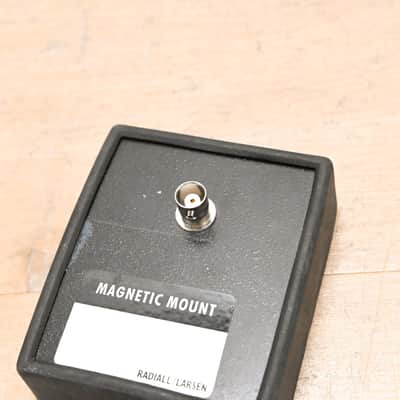 Radiall / Larsen BNC-BNC Magnet Mount CG0119T | Reverb