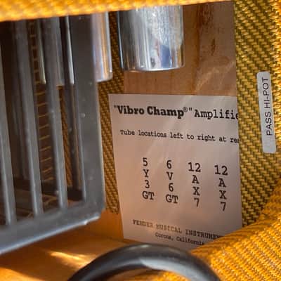 Fender EC Vibro-Champ Eric Clapton Signature 5-Watt 1x8" | Reverb