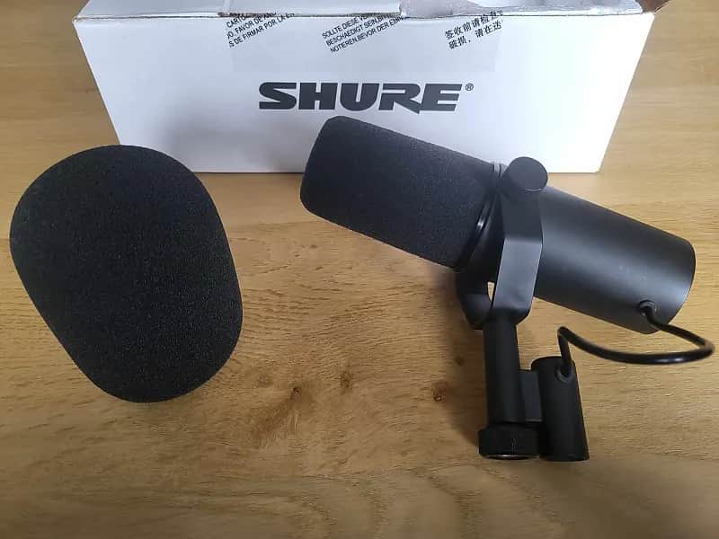 Shure SM7B Cardioid Dynamic Microphone - Present - Black | Reverb