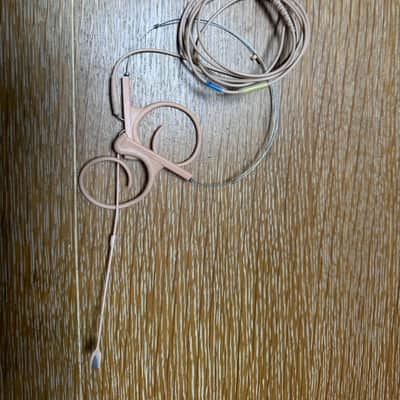 DPA 4166-OC-F-F00-LH Omnidirectional Slim Headset Microphone | Reverb