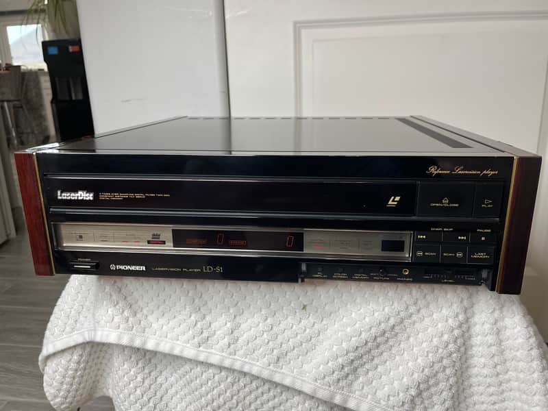 Pioneer LD-S1 LaserDisc Player Full Analog Video 8bit Digital | Reverb