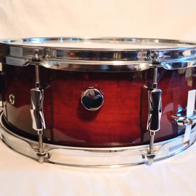 PEARL DECADE MAPLE SNARE DRUM FREE SHIP TO C-USA! | Reverb