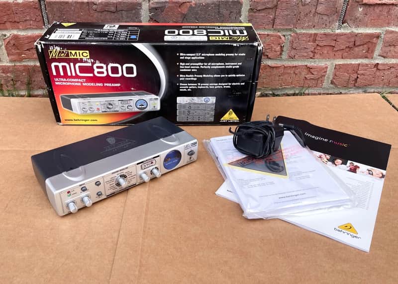 Behringer mini MIC800 Microphone Modeling Preamp | Reverb