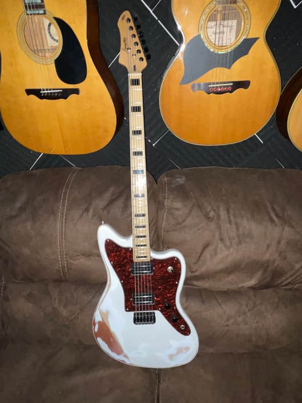 Firefly 30” baritone - Relic white | Reverb