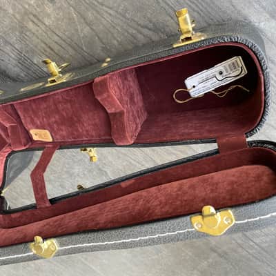 Martin 5-ply, Hard Shell, 534 Cabernet Custom Guitar Case | Reverb