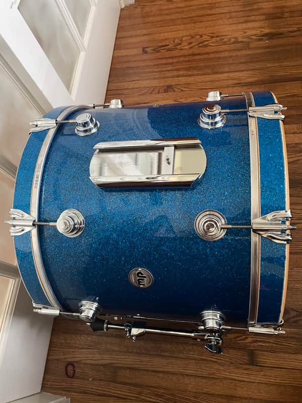DW Collectors Blue glass glitter sparkle 20” bass drum | Reverb
