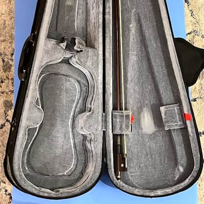 Used Generic 13" Viola Case with Bow | Reverb