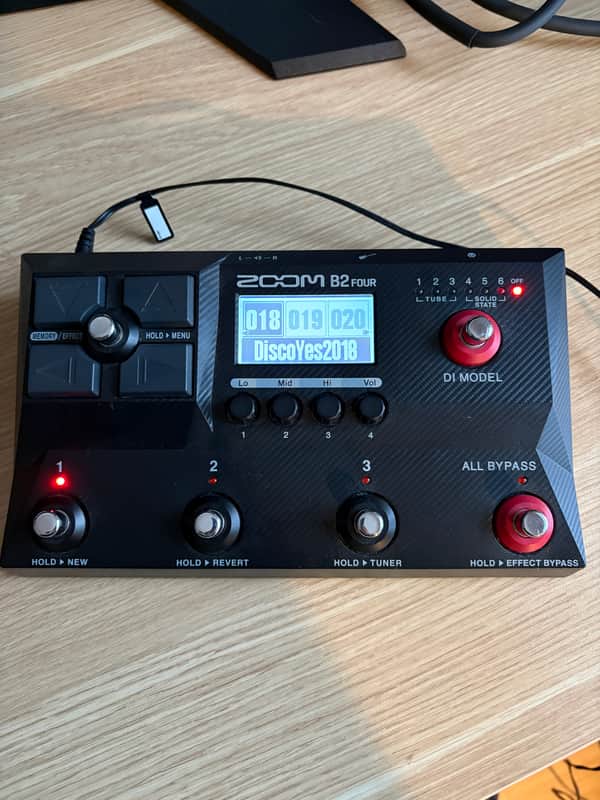 Zoom B2 Four 2023 - Present - Black | Reverb