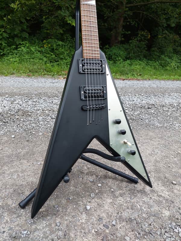 Peavey PXD Vicious II Flying V Upgraded Invader Pickups | Reverb