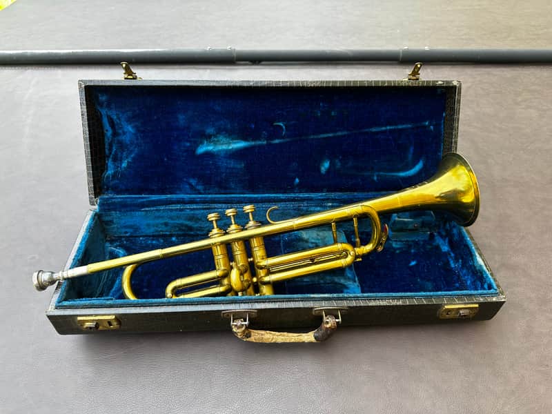 Vintage Couesnon Paris Lafayette Cornet with mouthpiece and | Reverb
