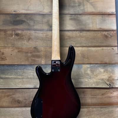 Pre-owned Yamaha BB-404 Bass Wine Red w/case | Reverb