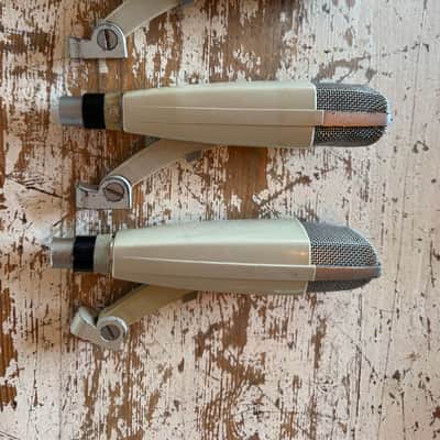 3 ( three ) Sennheiser MD421 microphones | Reverb