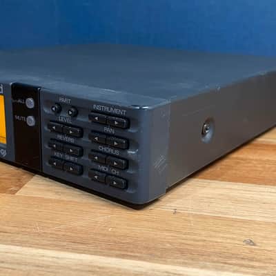 Roland Sound Canvas SC-55 MIDI Sound Generator - Black | Reverb