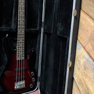 Pre-owned Yamaha BB-404 Bass Wine Red w/case | Reverb