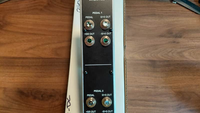 Synthesizers.com Q142 Pedal Interface [ 5U MU Dotcom ] | Reverb