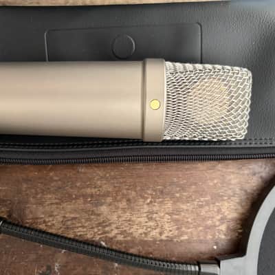 RODE NT1-A Large Diaphragm Cardioid Condenser Microphone 2002 | Reverb