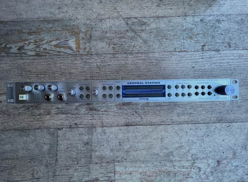 PreSonus Central Station + CSR-1 Remote - Studio Monitor | Reverb