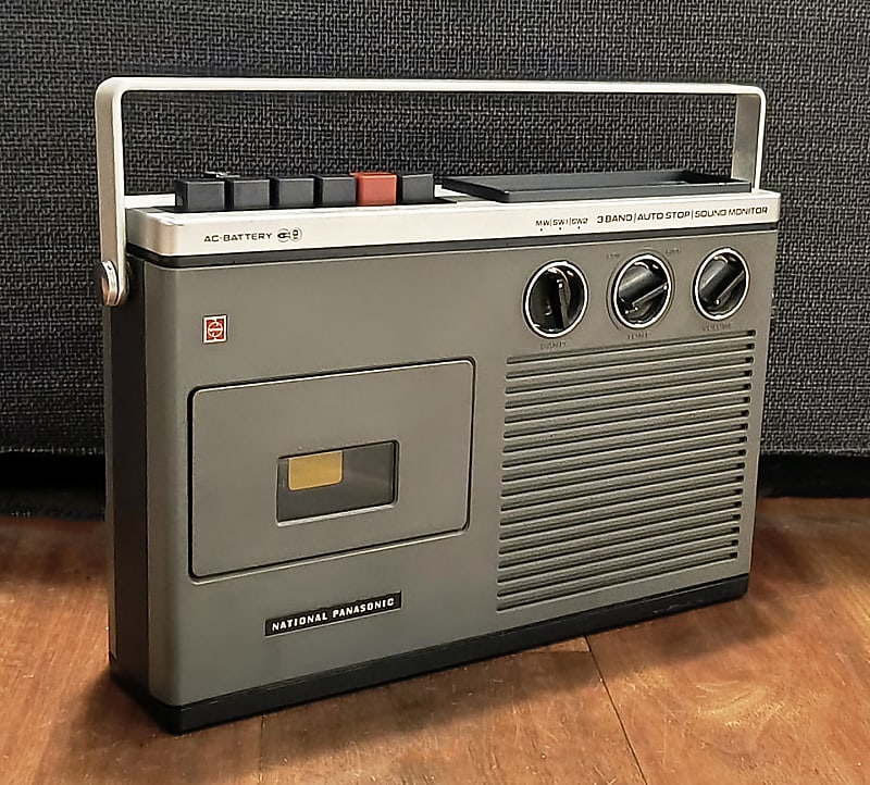 Vintage National Panasonic R-520B Radio/Cassette Player | Reverb