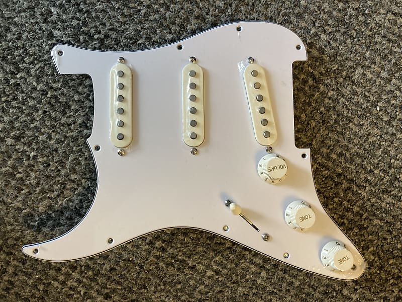 Left handed Stratocaster Loaded Pickguard | Reverb UK
