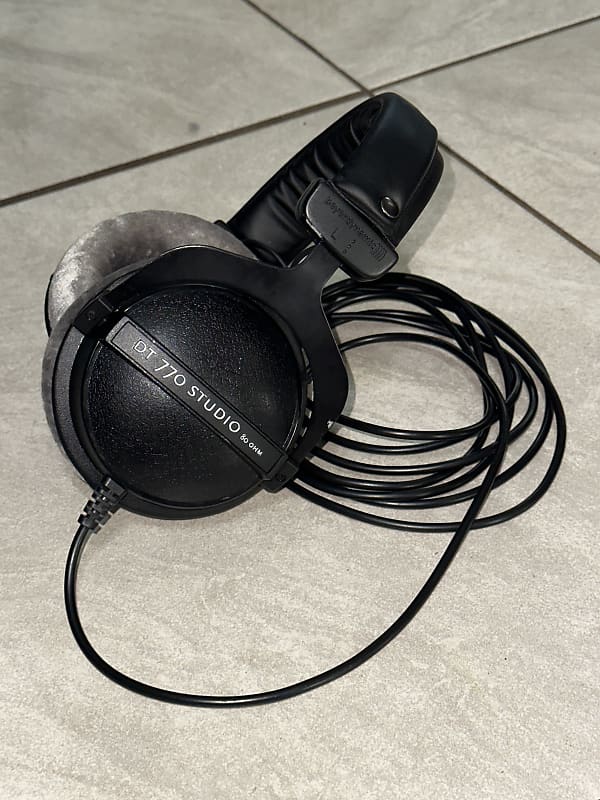 Beyerdynamic DT 770 Studio | Reverb