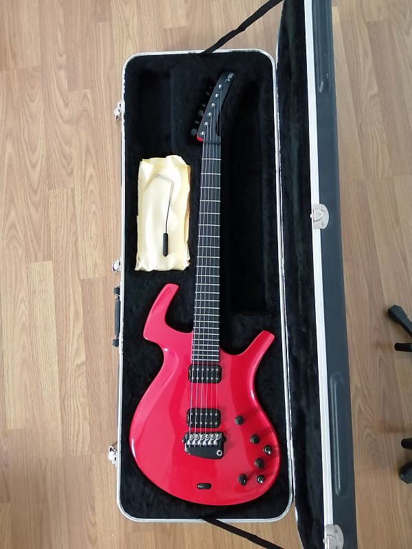 Parker Fly Deluxe 1994 - Ruby Red | Reverb Canada