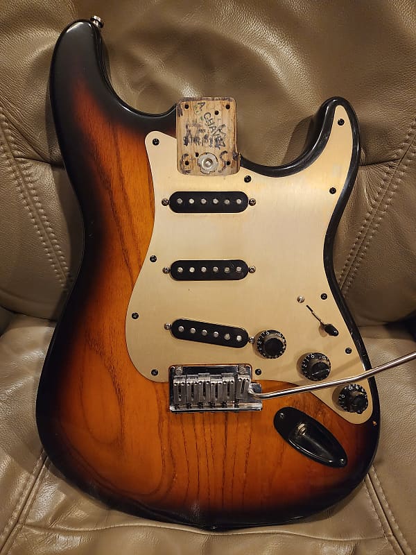 Fender Sunburst Strat Plus Loaded Body, early1990s, w/ Fender | Reverb