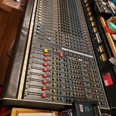 Soundcraft 8000 Mixing Console | Reverb