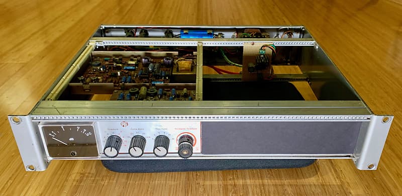 PYE COMPRESSOR 1960's Grey | Reverb UK