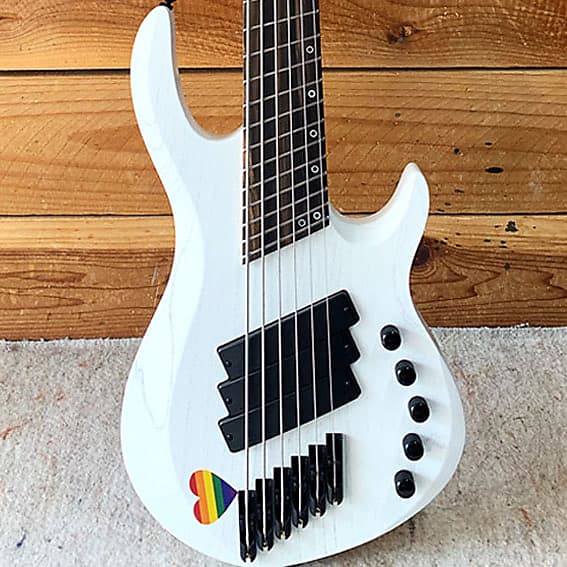 Kiesel A2 Six String Multiscale Bass 2025 - White 6-String | Reverb