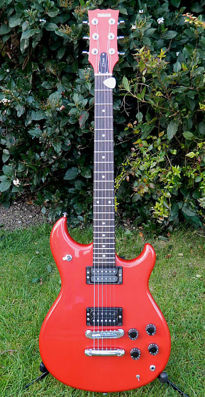 Yamaha SF400 1981 - Metallic Red | Reverb UK