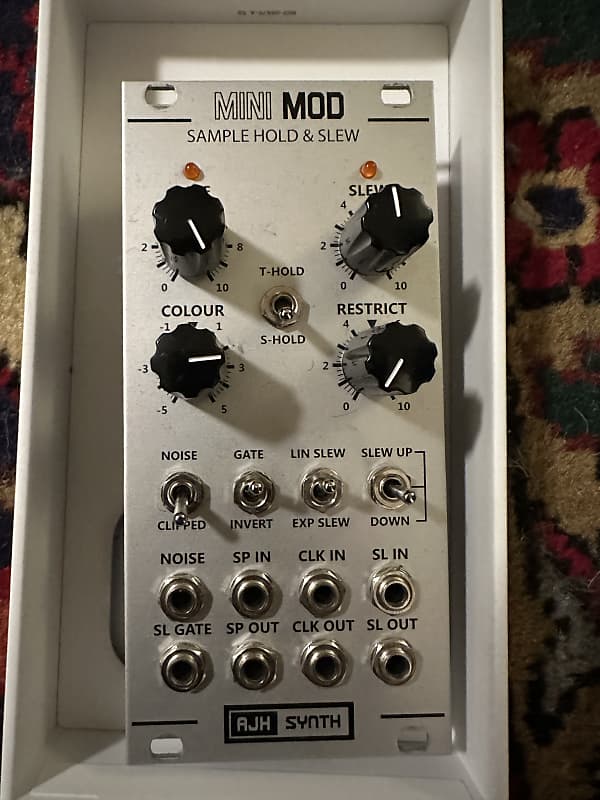 AJH Synth Sample & Hold Eurorack Module 2010s - Silver | Reverb