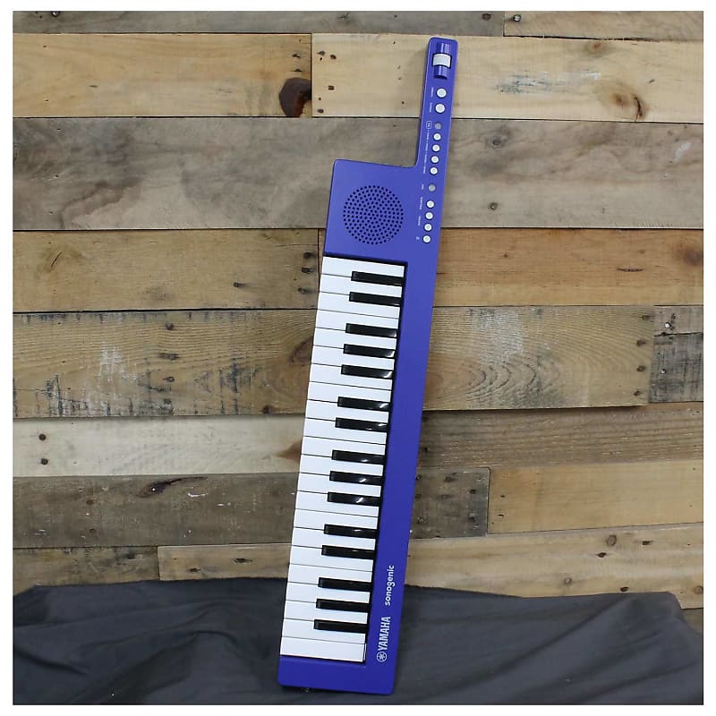 Yamaha Sonogenic SHS-300 Mini Keytar Instrument and Keyboard | Reverb