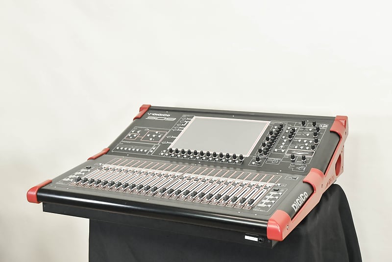DiGiCo SD9 Digital Mixing Console with two D-Racks CG002N8 | Reverb