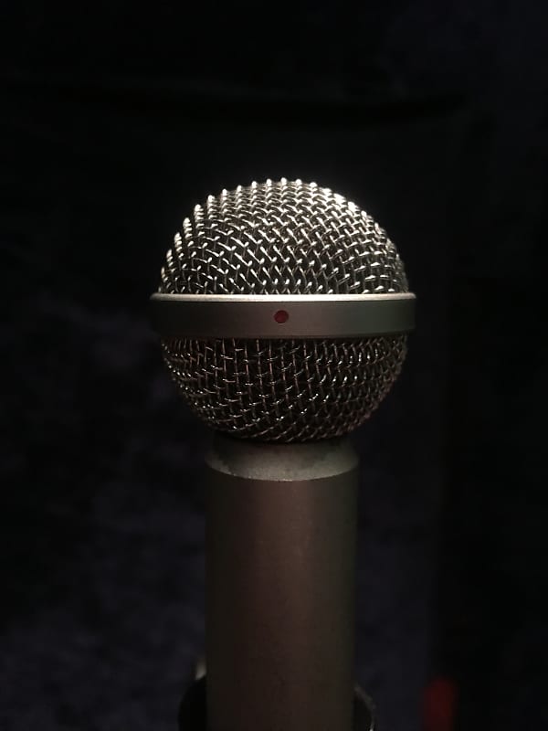 Beyerdynamic M160 Hypercardioid Ribbon Microphone with | Reverb UK