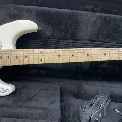 Kiesel GH3 Greg Howe Signature Model Electric Guitar w/ Case | Reverb