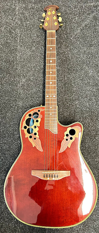 Ovation Acoustic Guitar Celebrity Deluxe CS247 + Hardcase | Reverb UK