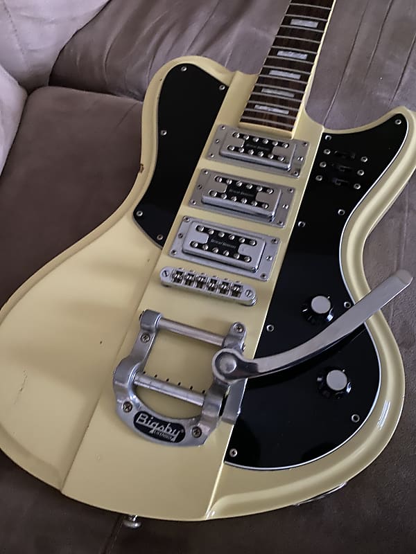Schecter Ultra III 2006 - 2011 - Vintage Cream | Reverb