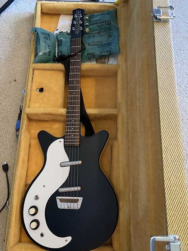 Left Handed Danelectro '59M NOS Double Cutaway | Reverb