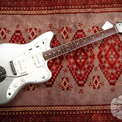 Fender MIJ FSR Traditional II 60s Jazzmaster 2024 US Pickups | Reverb