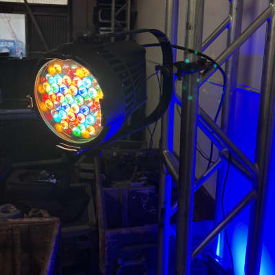 ETC Vivid led par - Gray/black | Reverb